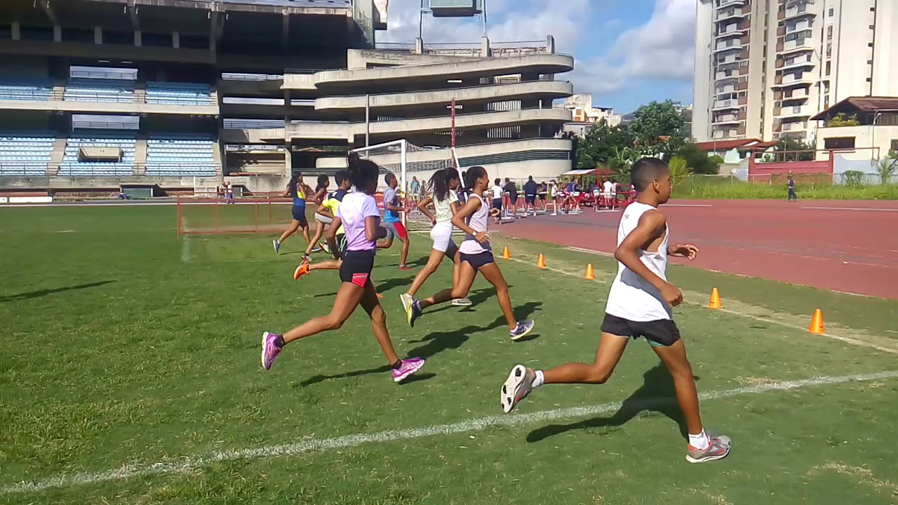 TEST DE COURSE NAVETTE – LEGER CON ATLETAS DE DISTRITO CAPITAL Y DE ...