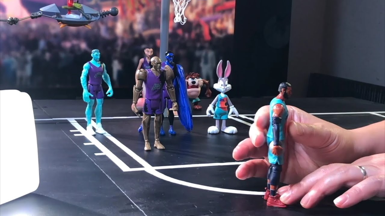 Stop Motion Behind the Scenes time-lapse from my Space Jam Basketball ...