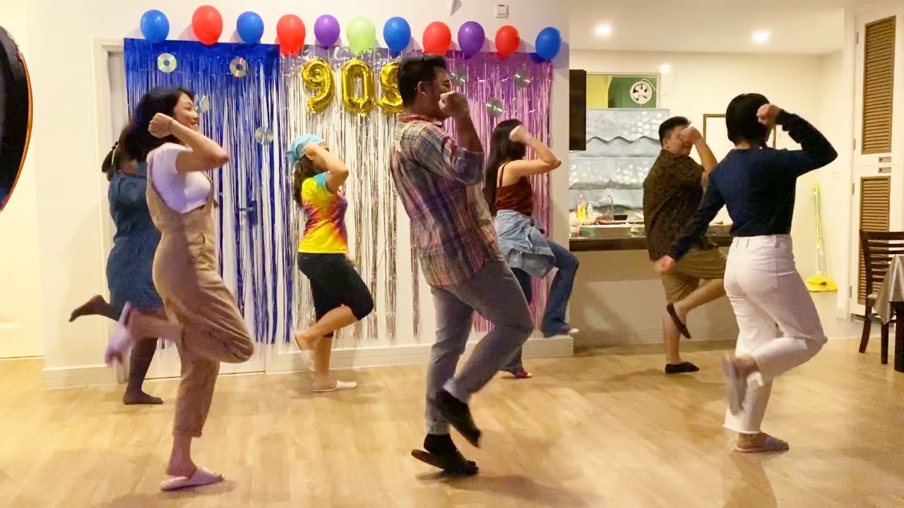 Easy 90s dance craze 2 | Christmas Party 2019 - YouTube
