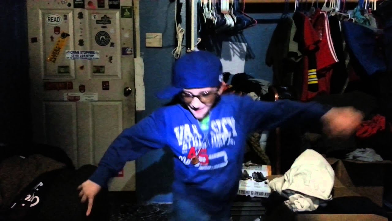 Look at Xander Now - YouTube