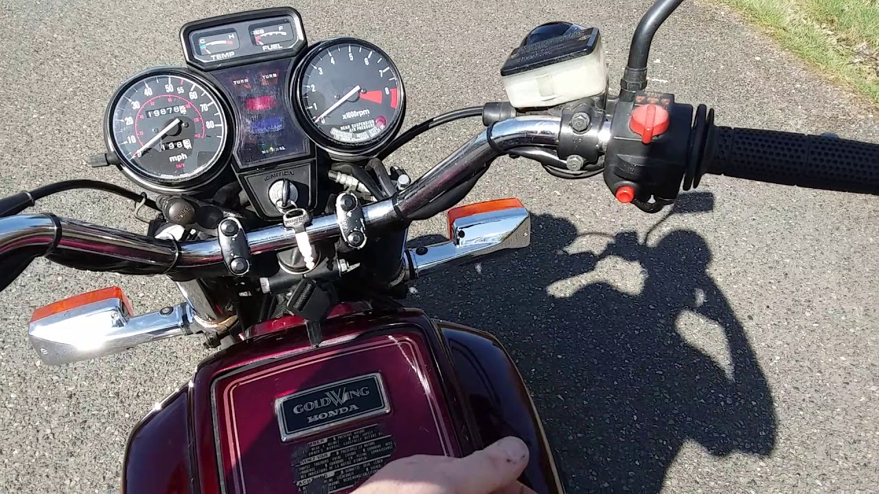 Sporty yet luxurious GL 1100 standard - YouTube