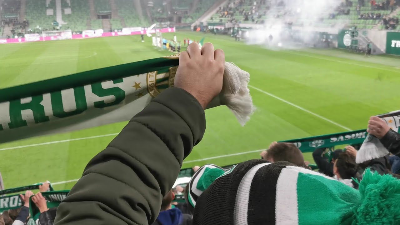 Ferencváros - Paks, OTP Bank Liga (Fradi on Tour) Induló - YouTube