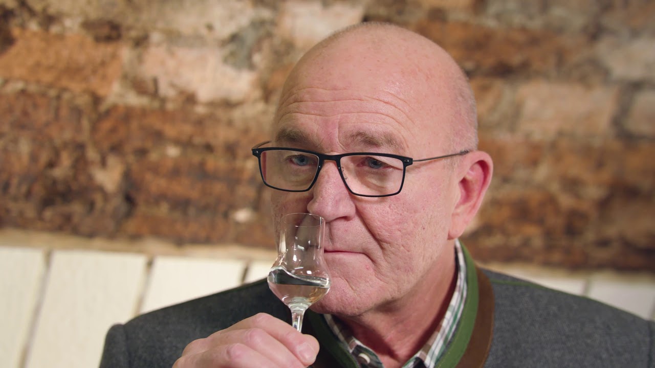 Destillerie Bailoni - YouTube