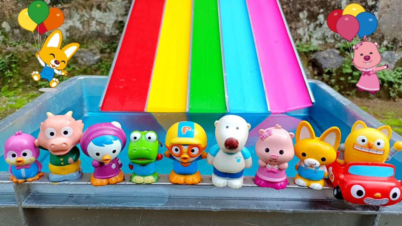 Pororo Bermain Air Perosotan Warna Warni Bersama Loopy, Crong, Poby ...