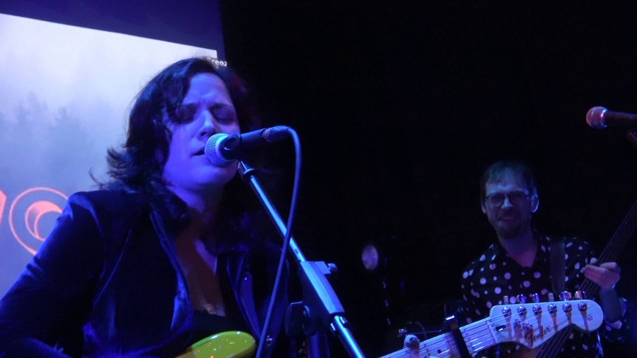 Azure Wolf, Dc Pie Shop, 1-4-2020 - YouTube