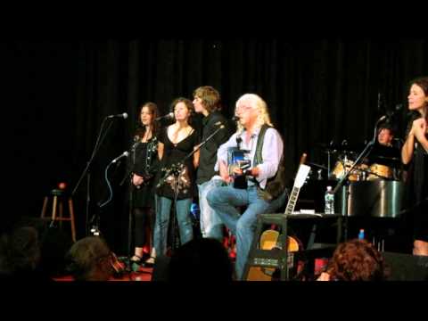 Arlo Guthrie performing a Woody Guthrie song "My Peace" October 3, 2009 ...