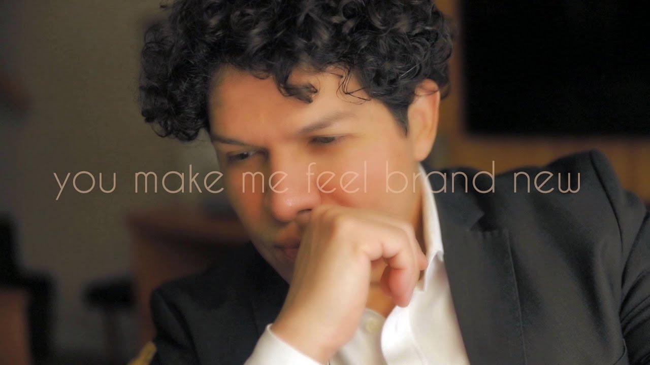 You make me fell brand new - Alexandre Arez em Casa - YouTube