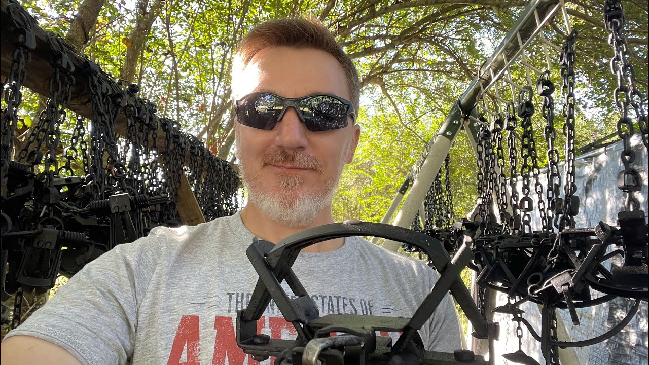 Waxing Traps second attempt #trapper - YouTube
