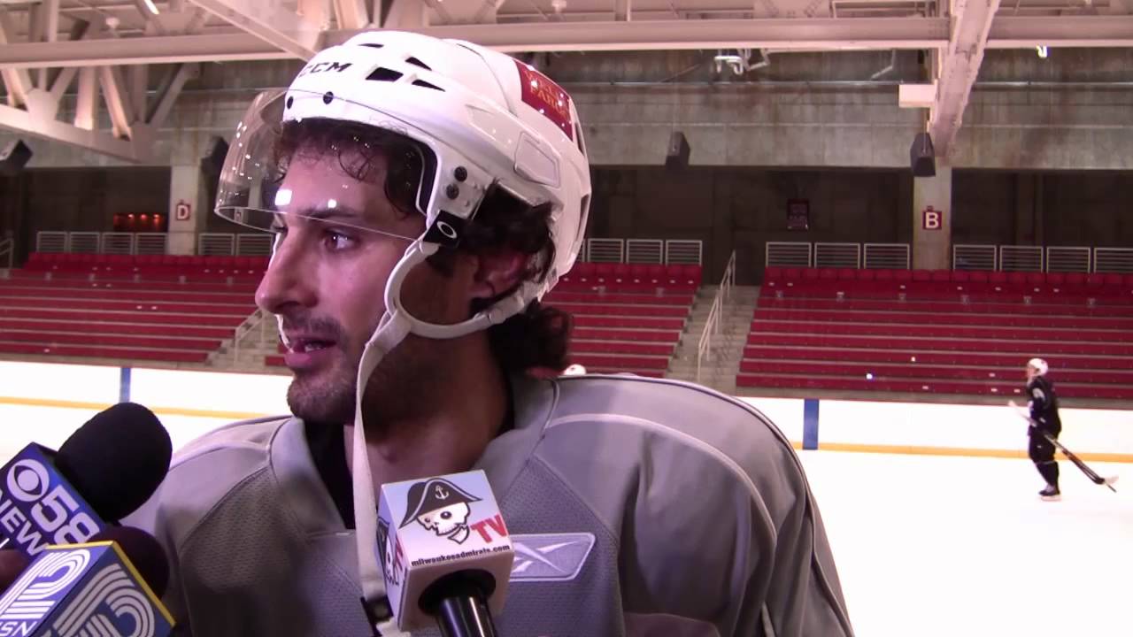 Mark Van Guilder Speaks to Reporters on Media Day - YouTube