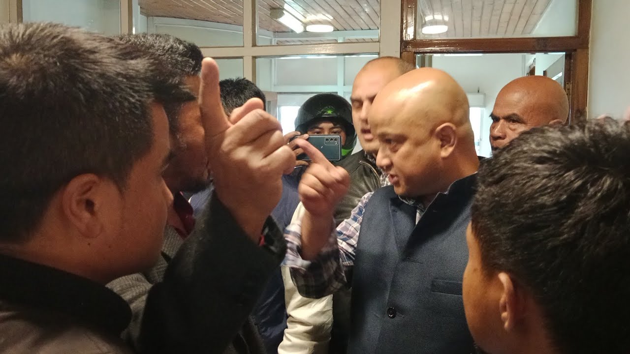 Kynsan kum ka ding tur ka HNYM ha shlem ka Hima Mylliem pynbor phah ...