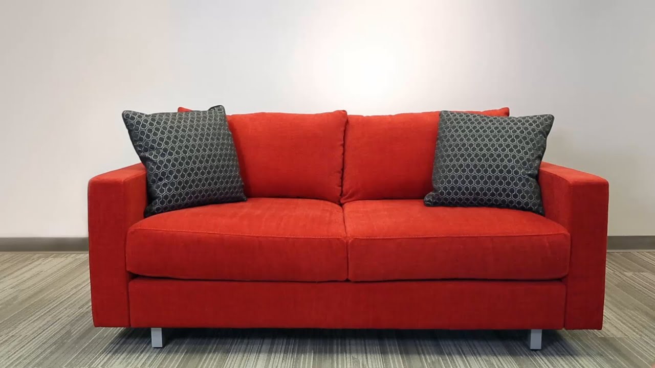 Red Couch Tour - Annmae - YouTube