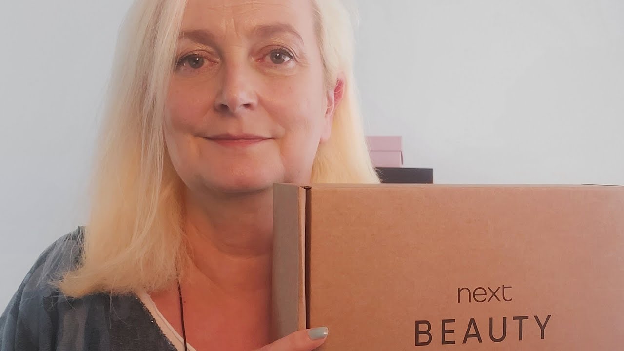 Next Beauty Box Unboxing - Spring Into Beauty - April 2022 - First ...