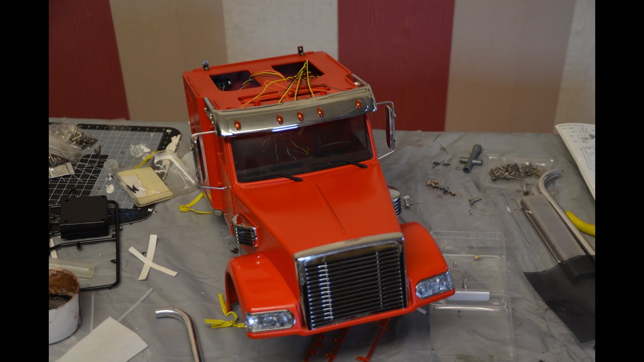 Tamiya RC Coca Cola truck build - YouTube