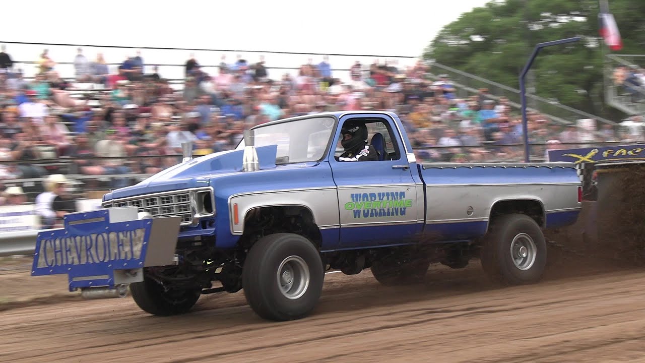 2023 Columbus, TX Pro Stock 4x4 Truck Pulling Friday & Saturday - YouTube