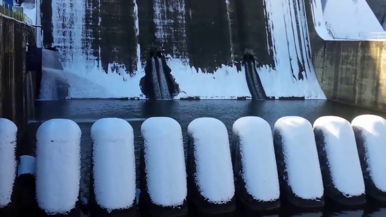 Barajul Valea Uzului - YouTube