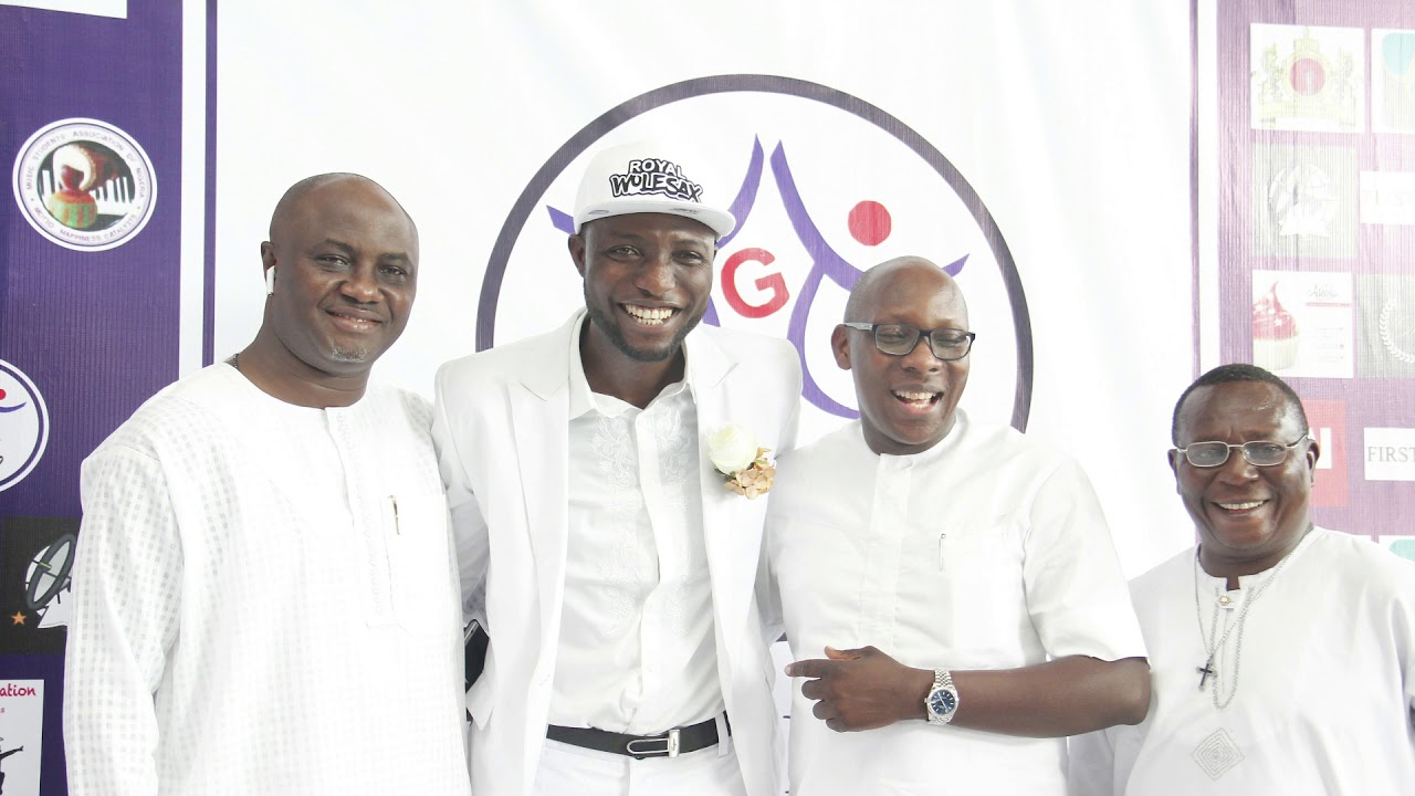 OONI OF IFE Special Edition {Royal Wolesax} - YouTube