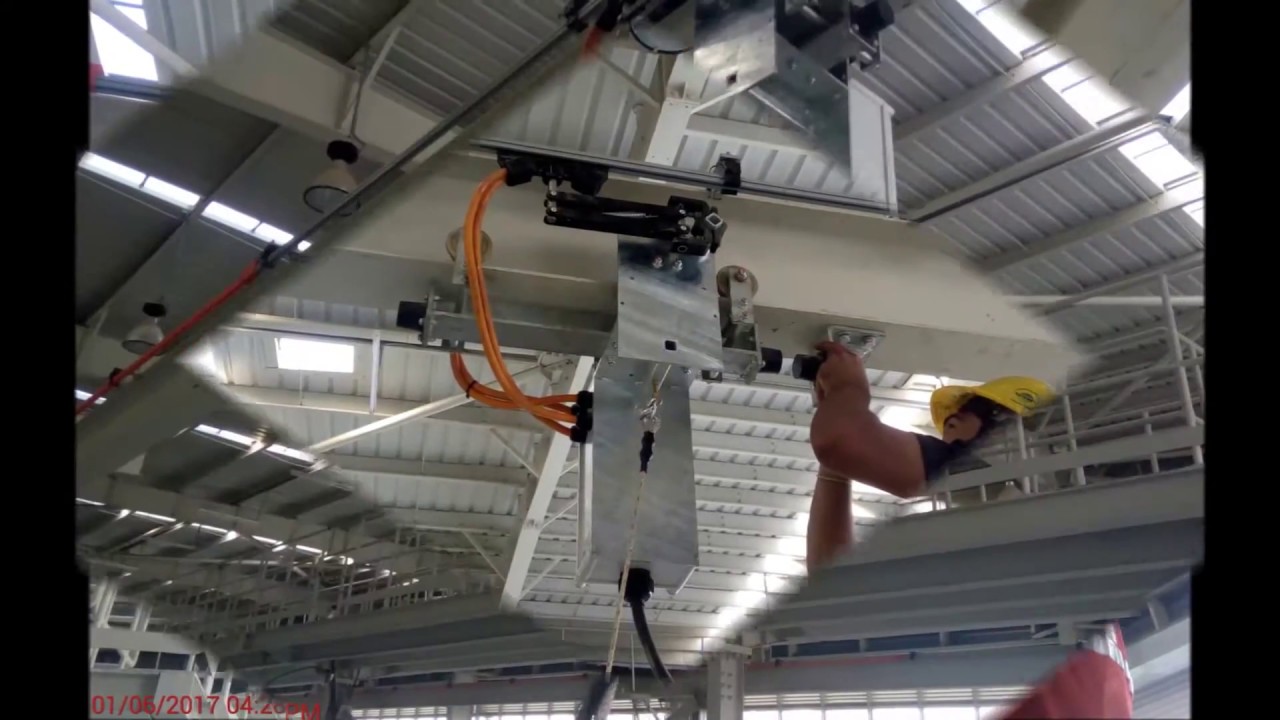 STINGER Trolley movement - YouTube