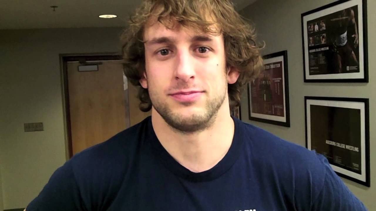Holiday Cup Womens Greco - YouTube