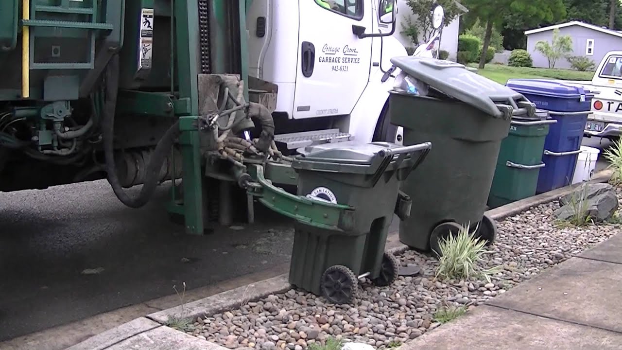 Mini Amrep ASL on a Freightliner - YouTube