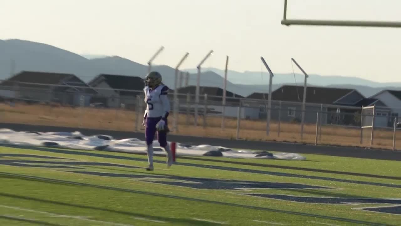 Polson High able to stay undefeated in game against East Helena - YouTube