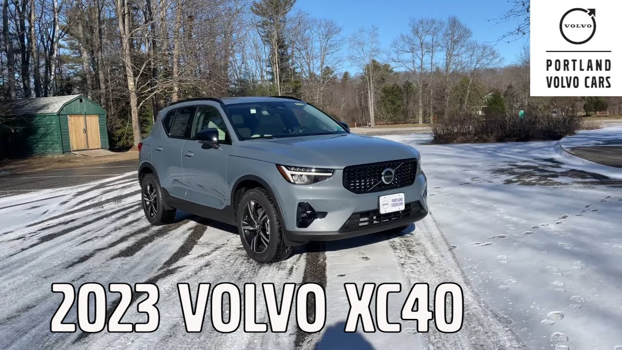 2023 Volvo XC40 B5 Plus Dark in Thunder Grey Metallic & Blond Interior ...