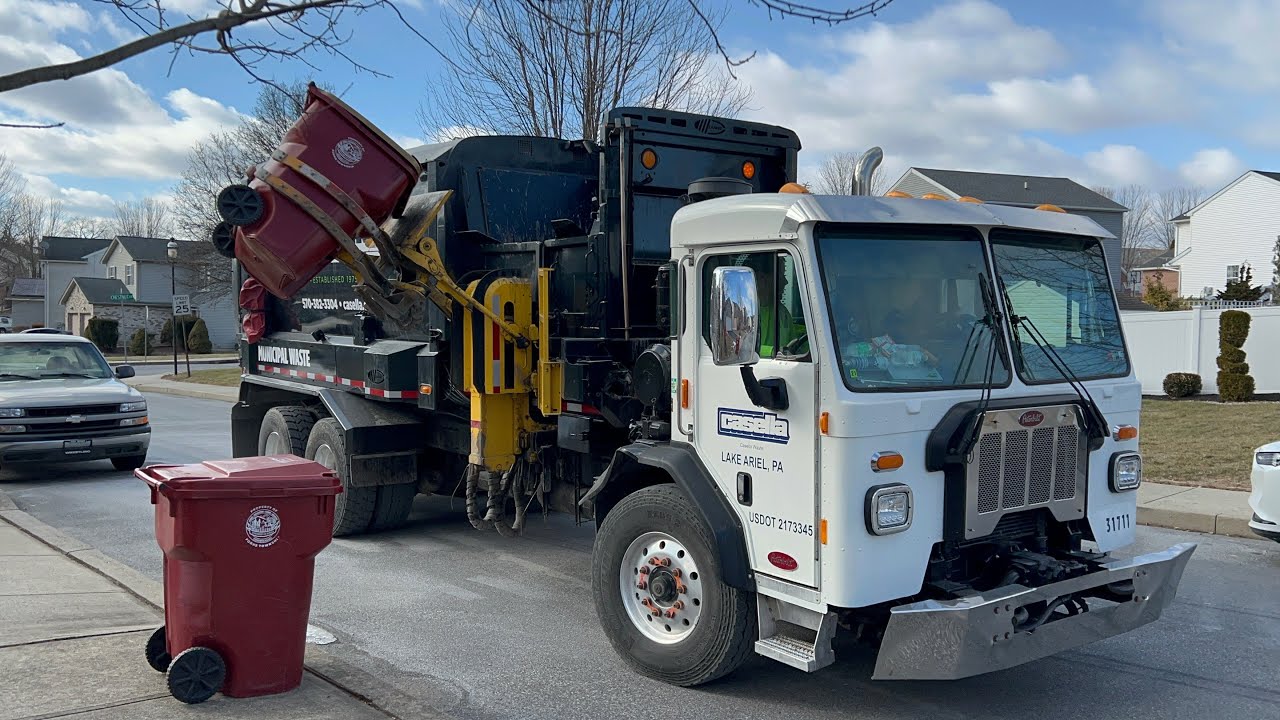 Casella Waste Pete 520 Garbage Truck Packing Pennsylvania Recycling ...