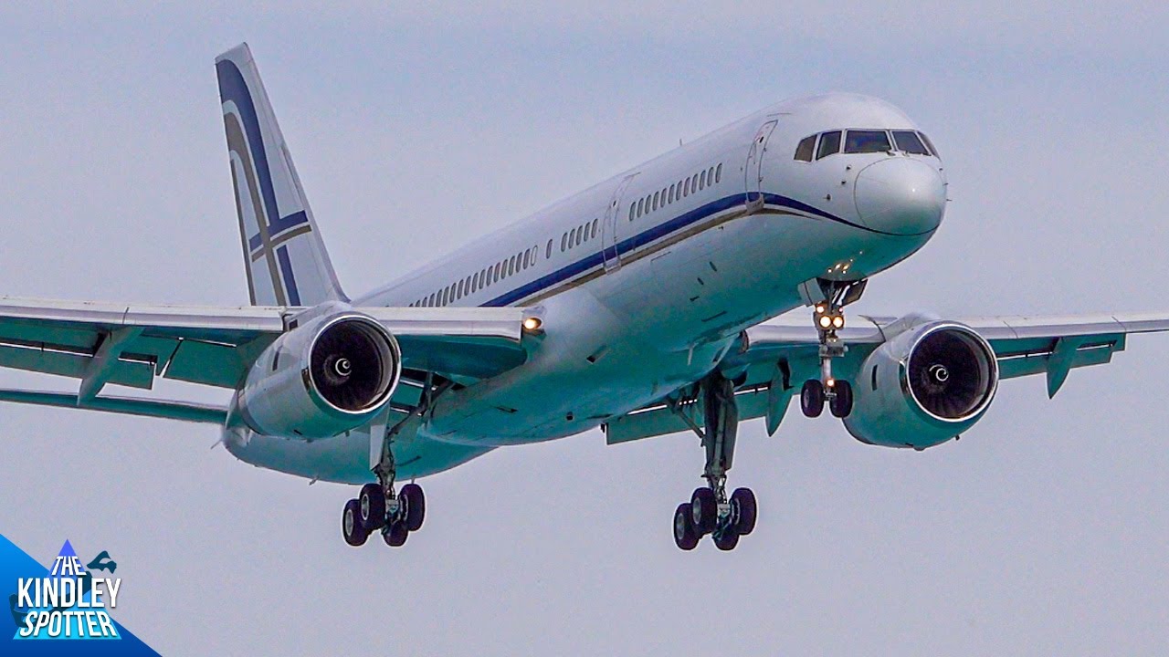 (4K) Beautiful Boeing 757 VIP | Private Jet Spotting in Bermuda ...