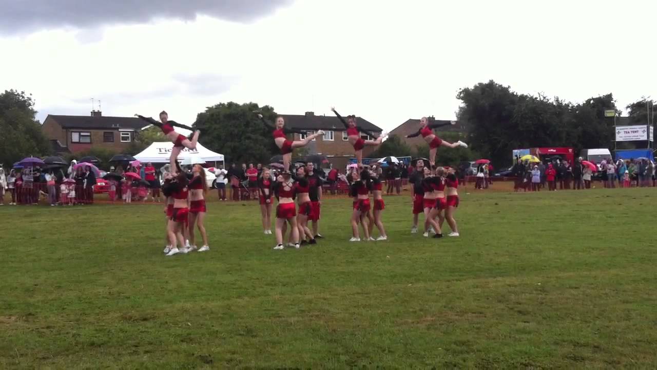 MK Elite cheerleaders - YouTube