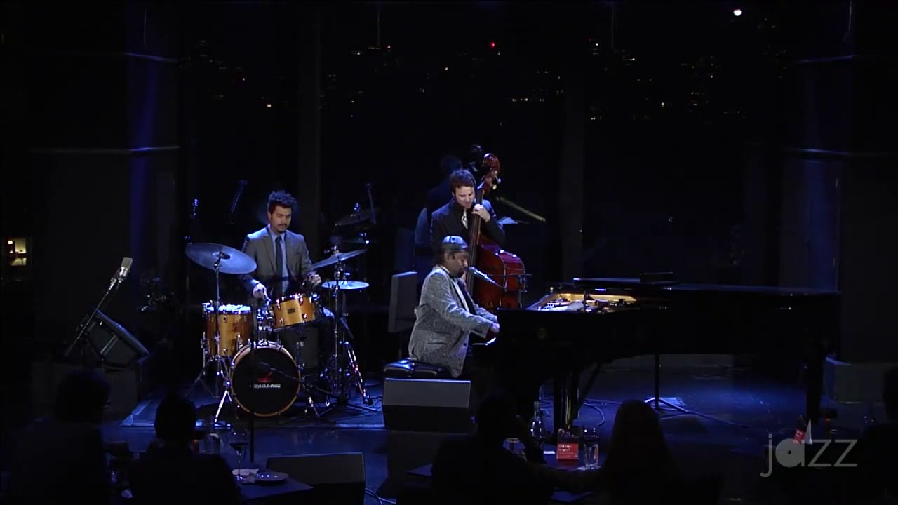 Through the fire - Johnny O'Neal Trio Live at Dizzy's 2016 2nd Set w ...
