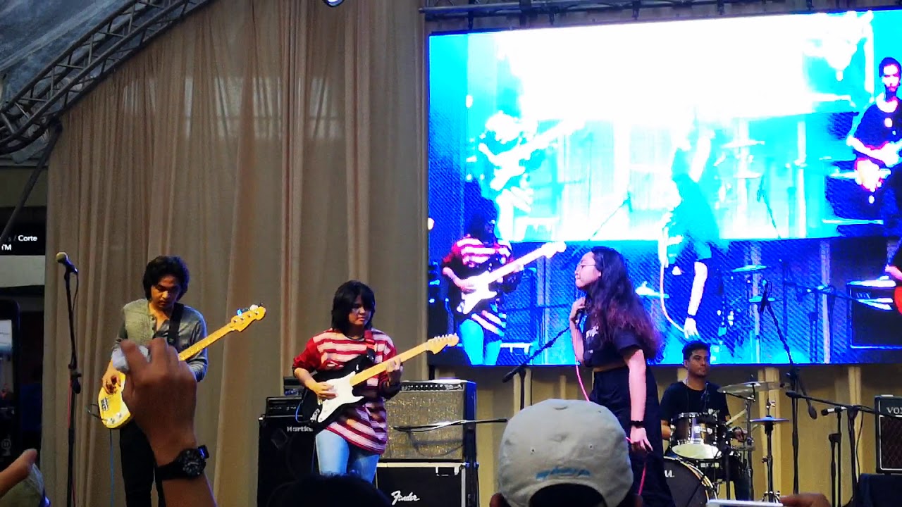 Sleep Alley - Di Naging (Tayo) live at ATC - YouTube