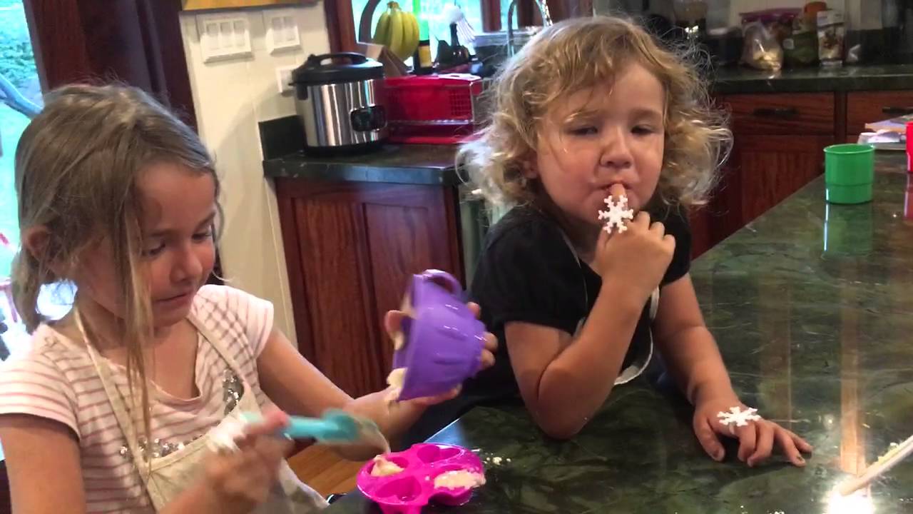 easy baking for kids - YouTube