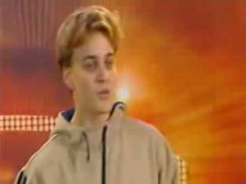 Alex Ludlow BeatBox Mortal Kombat - YouTube