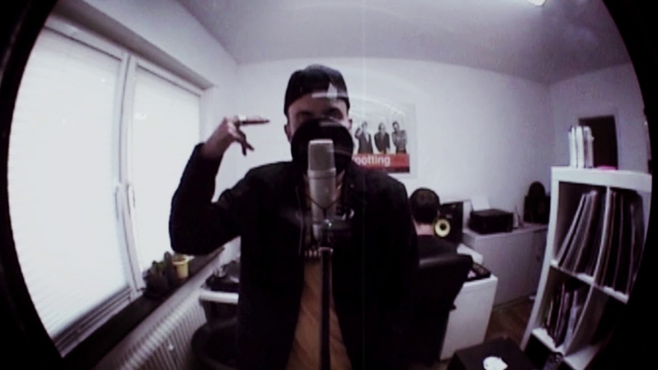 Rec Wreckin: Nzalistic prod. crooked cuz (Official Video) - YouTube