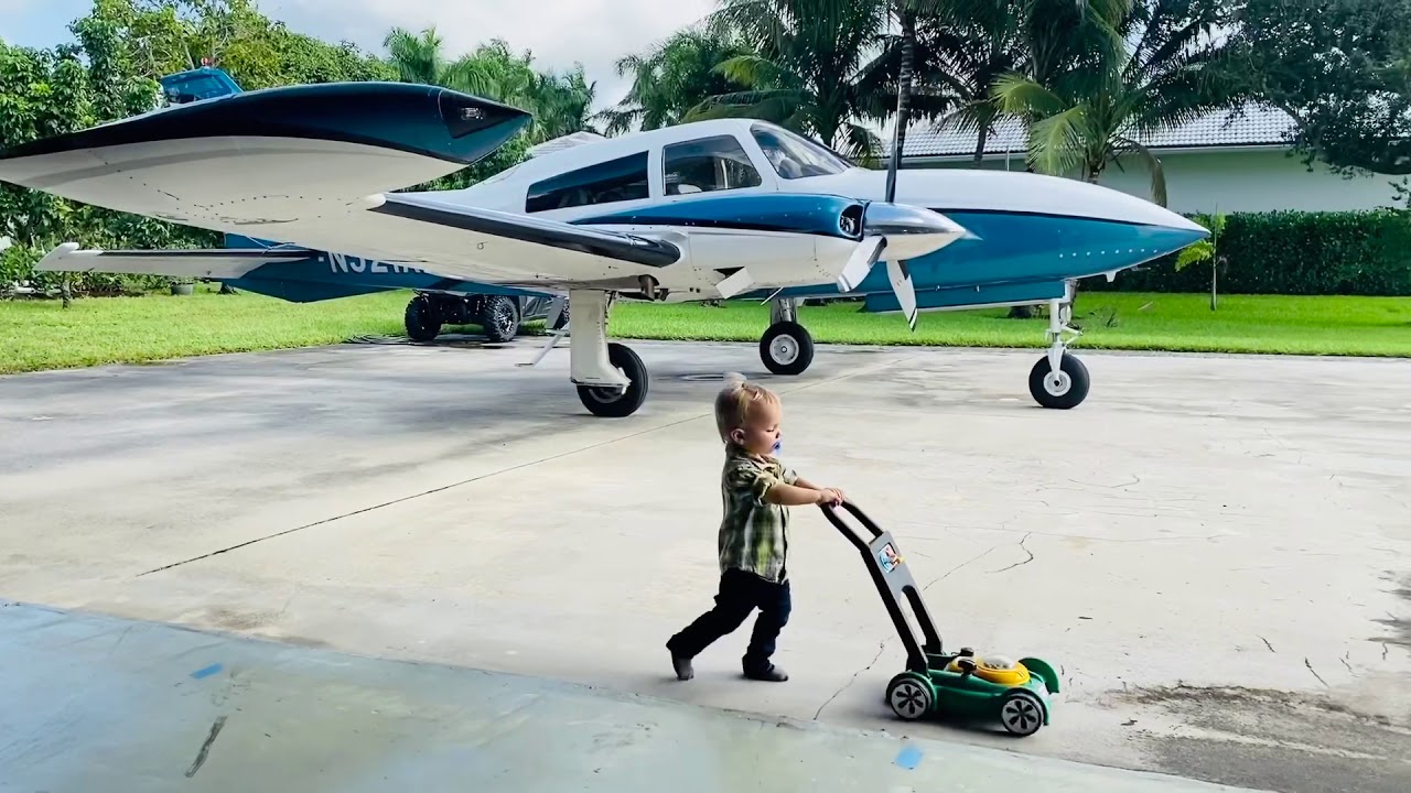 Flying Community Life! Wellington Aero Club, airplanes, helicopters ...
