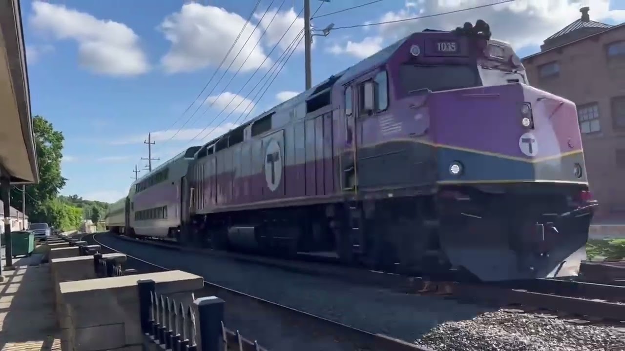 MBTA 215 At Essex street crossing 6/22/22 - YouTube
