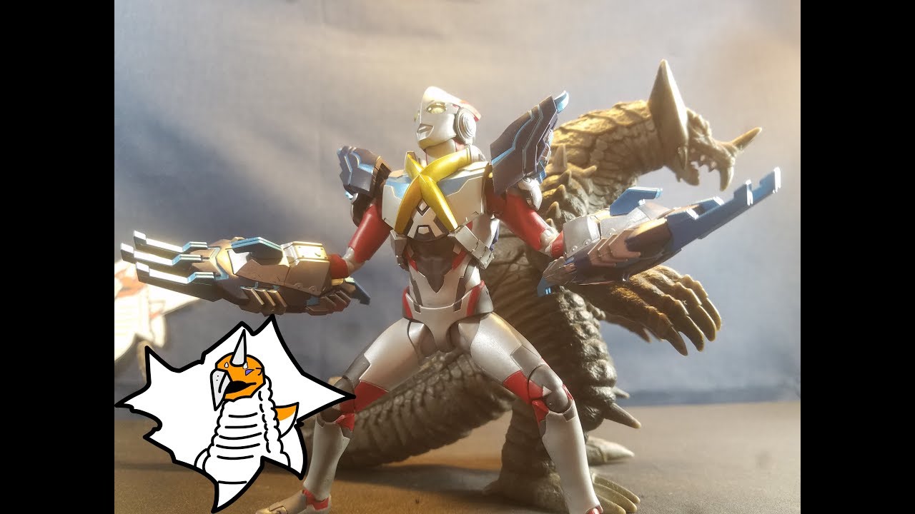 S.H. Figuarts Ultraman X (Cyber Gomora Armor Set) Review - YouTube