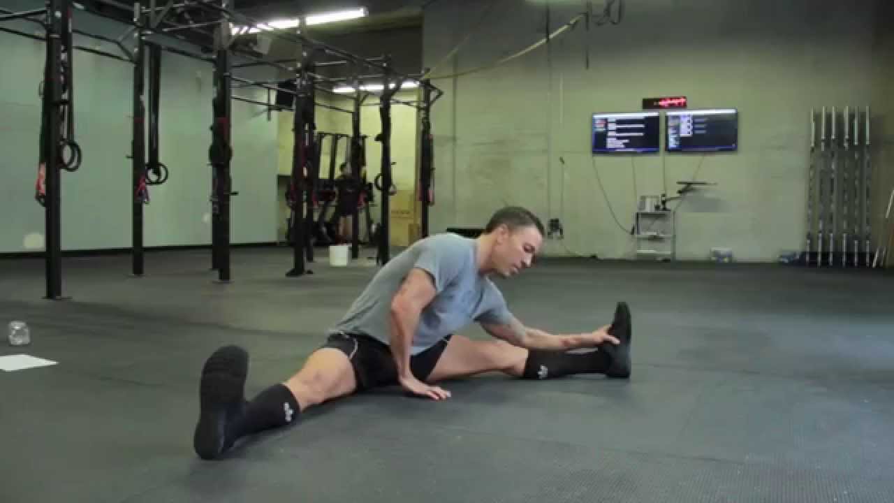 Dynamic Straddle Stretch - YouTube