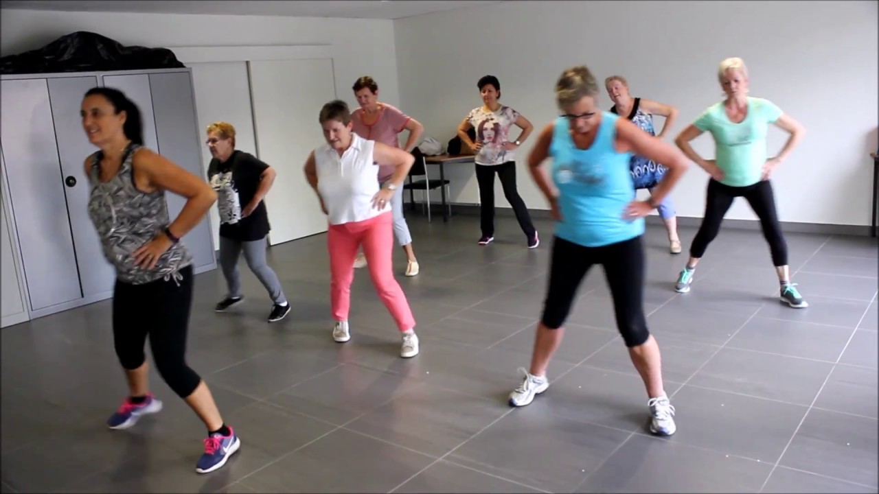 Zumba gold voor Senioren in de Piepel Tongeren. - YouTube