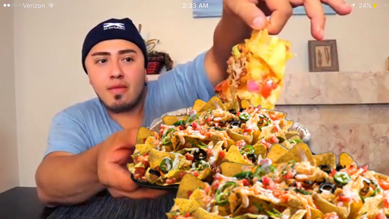 Mukbang: CHEESY MEATY NACHOS - YouTube