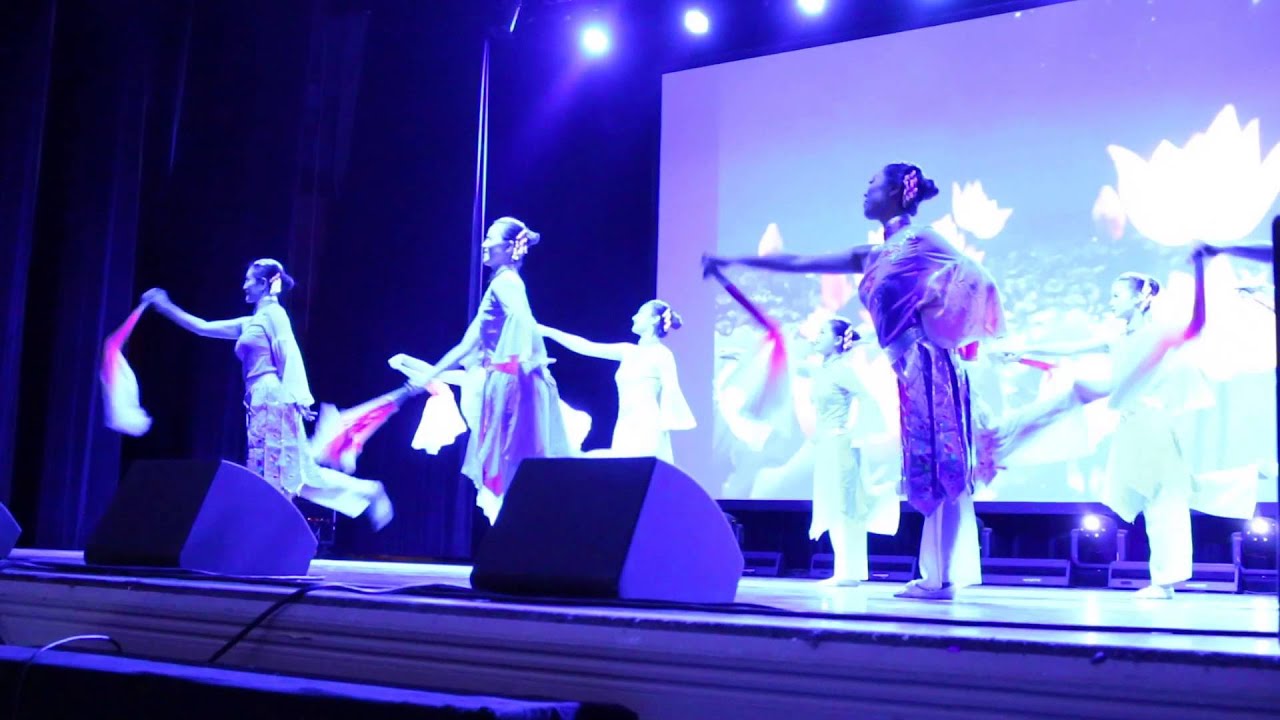 HCSSA Mulan Dance Troupe 木蘭舞蹈， 秀色 February 7th 2015 - YouTube