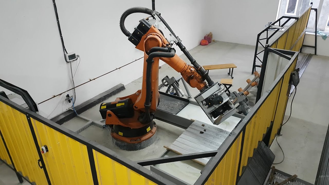 Robo Cutting & Welding Center - YouTube