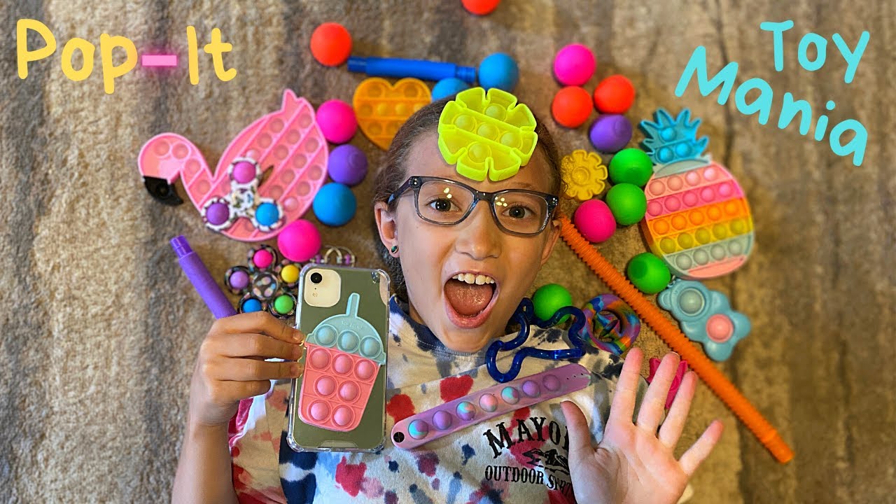 Pop It Toy Mania Fidget Hunting at Toys & Company | Spinners and ...
