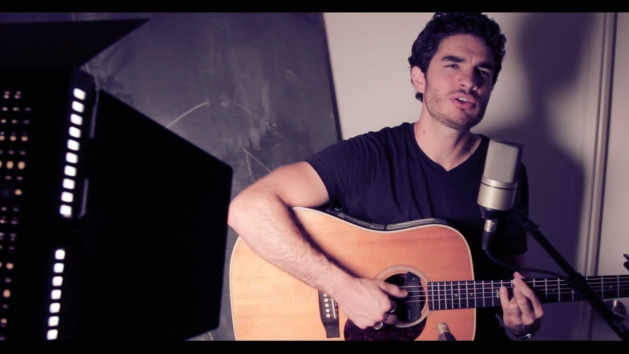 Ross David - "Don't Stop The Music" Rihanna - YouTube