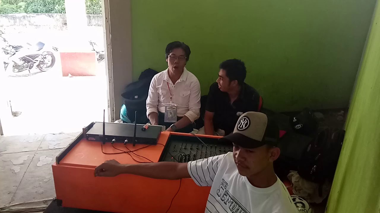 Peserta dari lebong festival dangdut support by: bakso kian santang ...