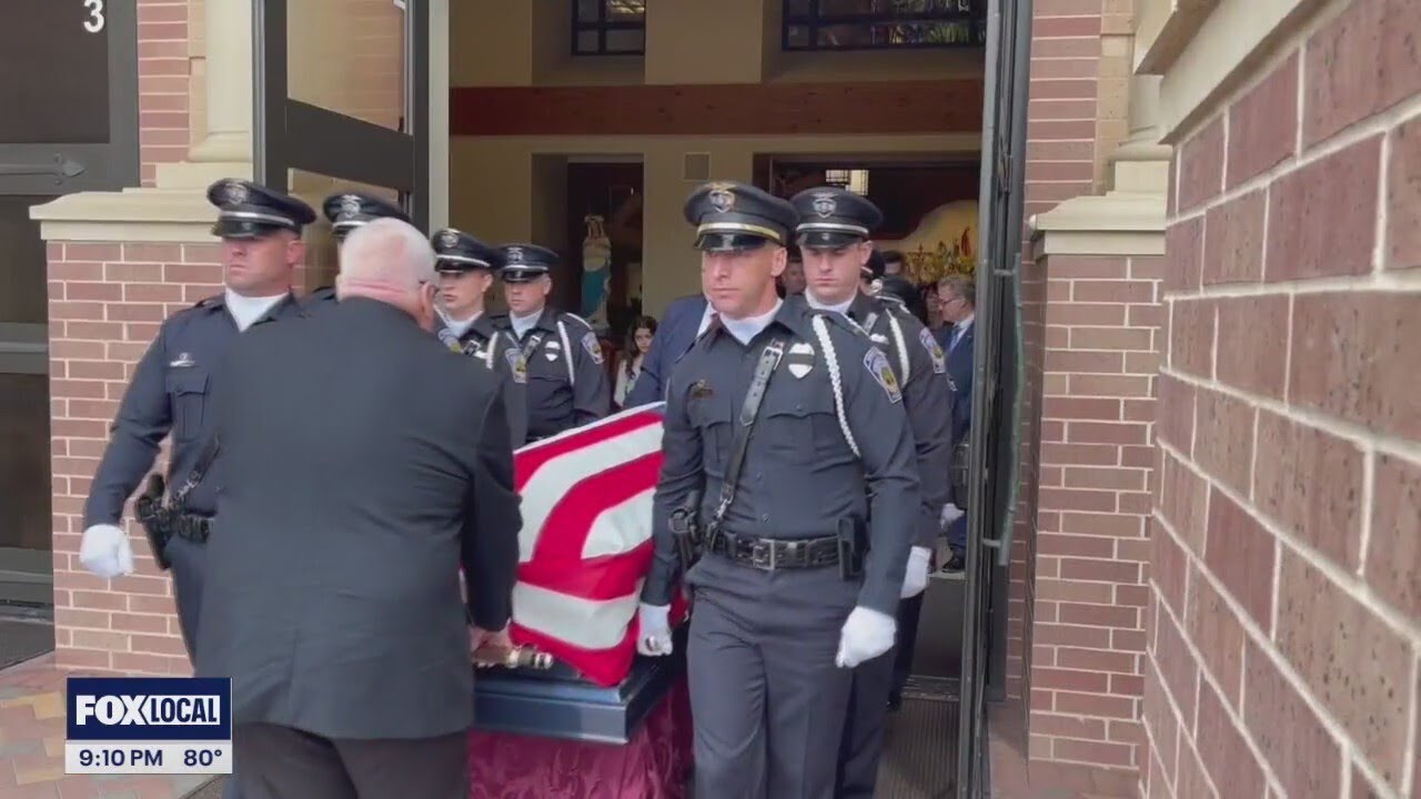 Funeral for longtime Friendswood Police Chief Bob Wieners - YouTube