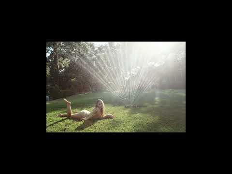 sabrina carpenter feet fap