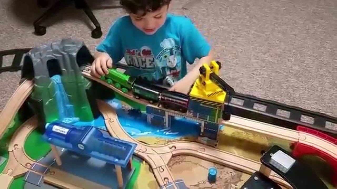 Thomas and friends, Play time with trains! - YouTube