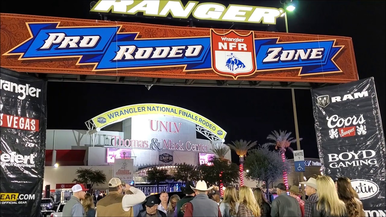 Wrangler National Finals Rodeo 2019 | UNLV Thomas & Mack Center. - YouTube