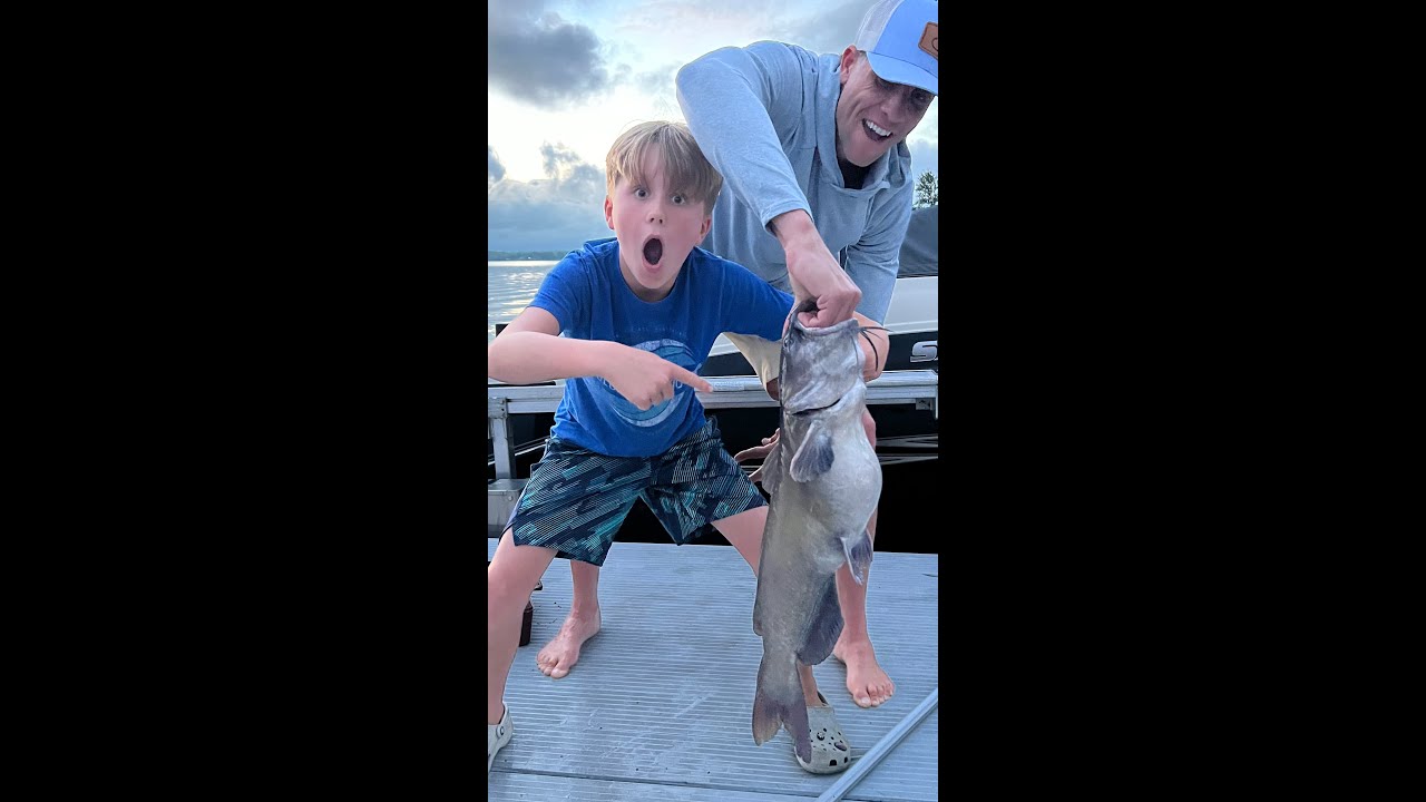 Fishing at Lake Erie, monster catfish! - YouTube