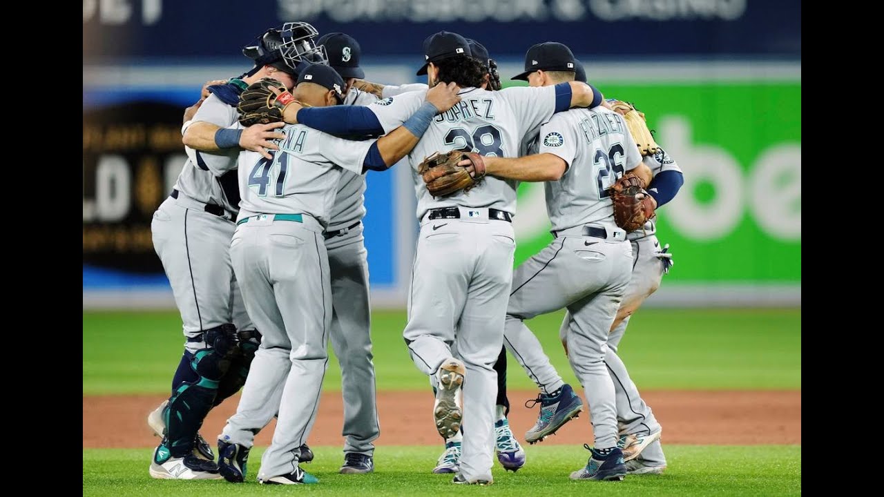 Seattle Mariners beat Toronto Blue Jays 2-0 and advance to the ALDS ...